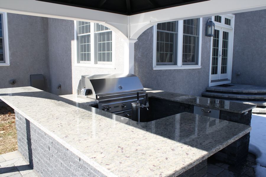 Kitchens & Grills - Burkholder Landscape